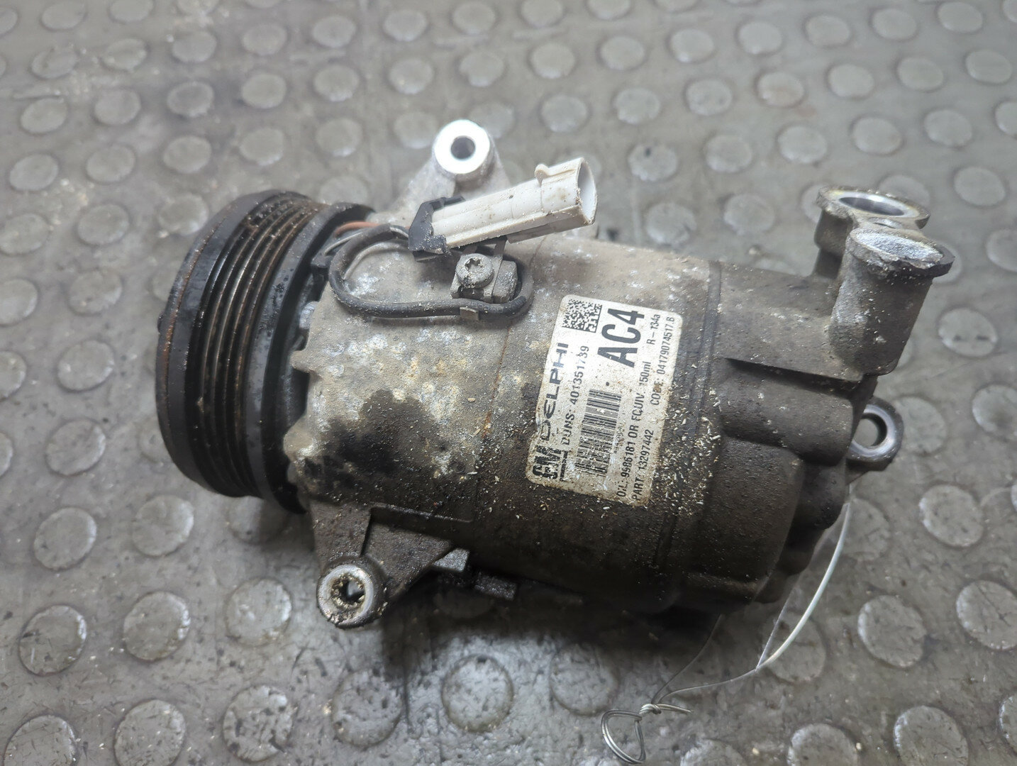 Компрессор кондиционера Opel Astra H Б/У