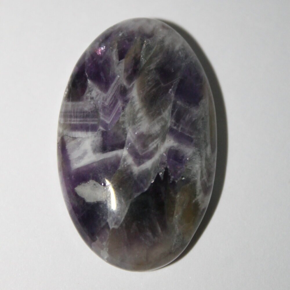 Коллекционный кабошон Аметист Шеврон, 33х20х5 мм, Ватиха, "True Stones"