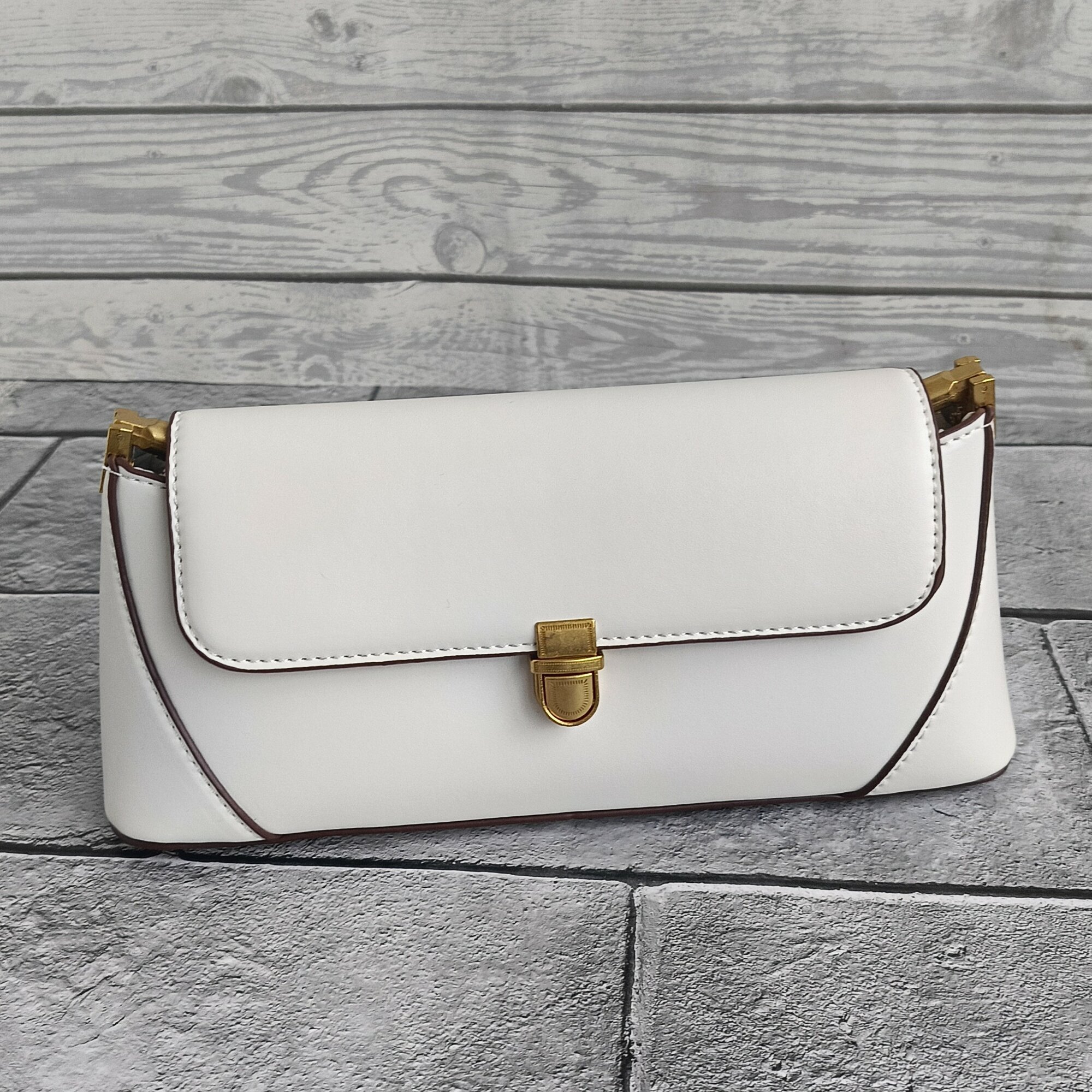 Женская маленькая сумка через плечо из эко кожи, сумка багет через плечо, белая