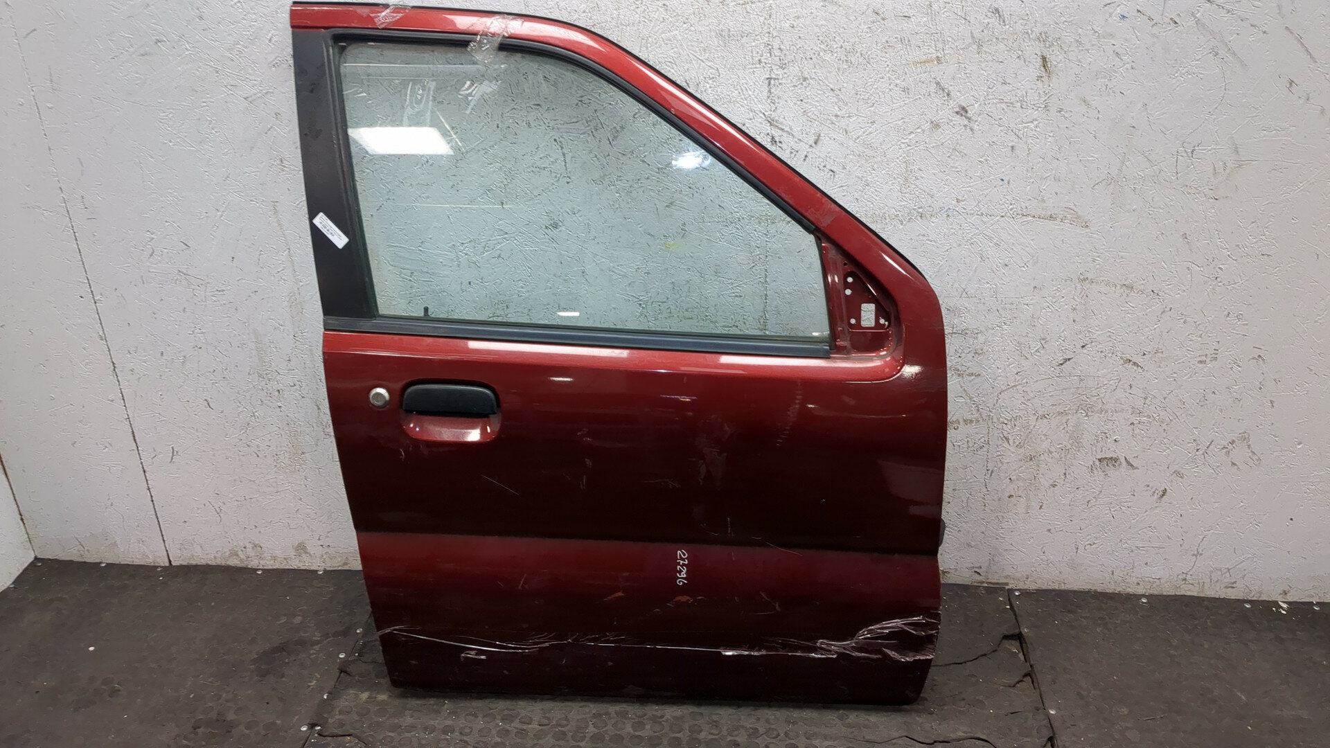 Дверь боковая (легковая) правая передняя Suzuki Ignis Б/У