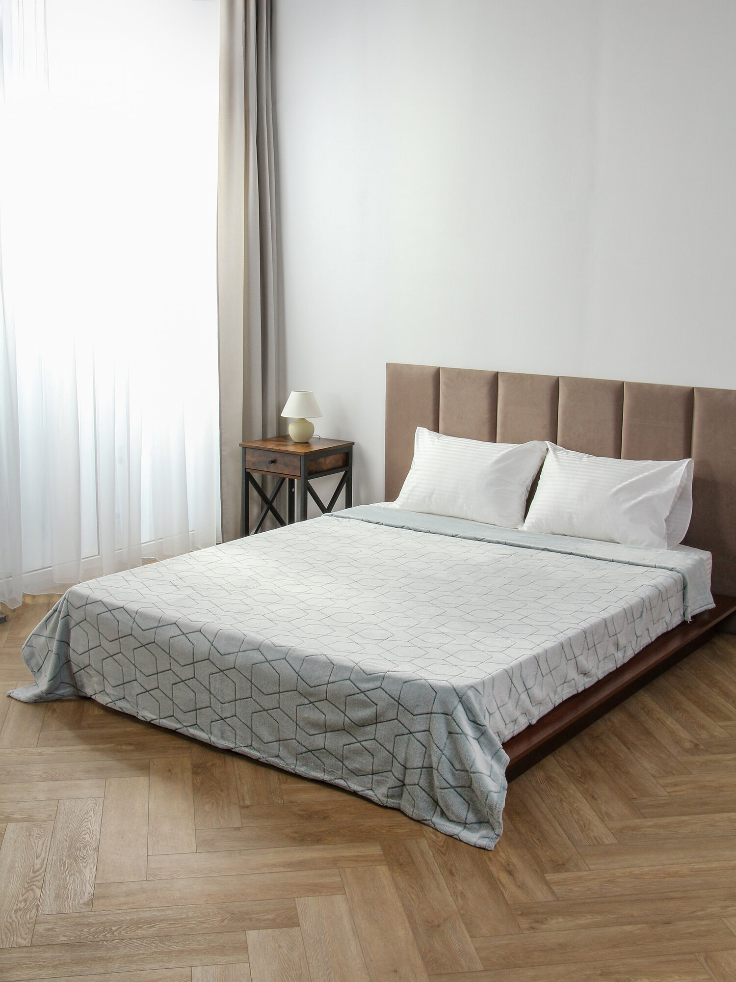 Плед Silvano 180х200 см микрофибра 2-спальный Геометрия зелено-голубой, мягкое покрывало на кровать и диван