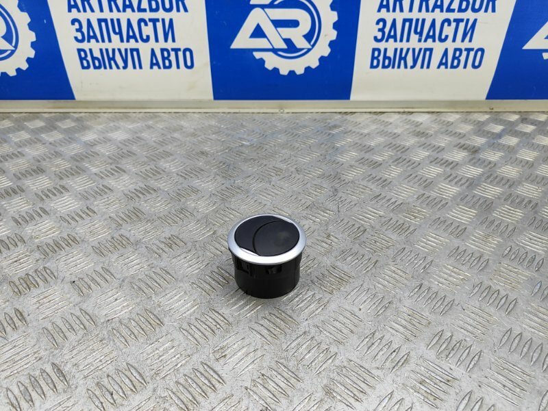 Б/У Дефлектор воздушный LADA Гранта FL / Лада Гранта FL 11186 87 Л.С 2017