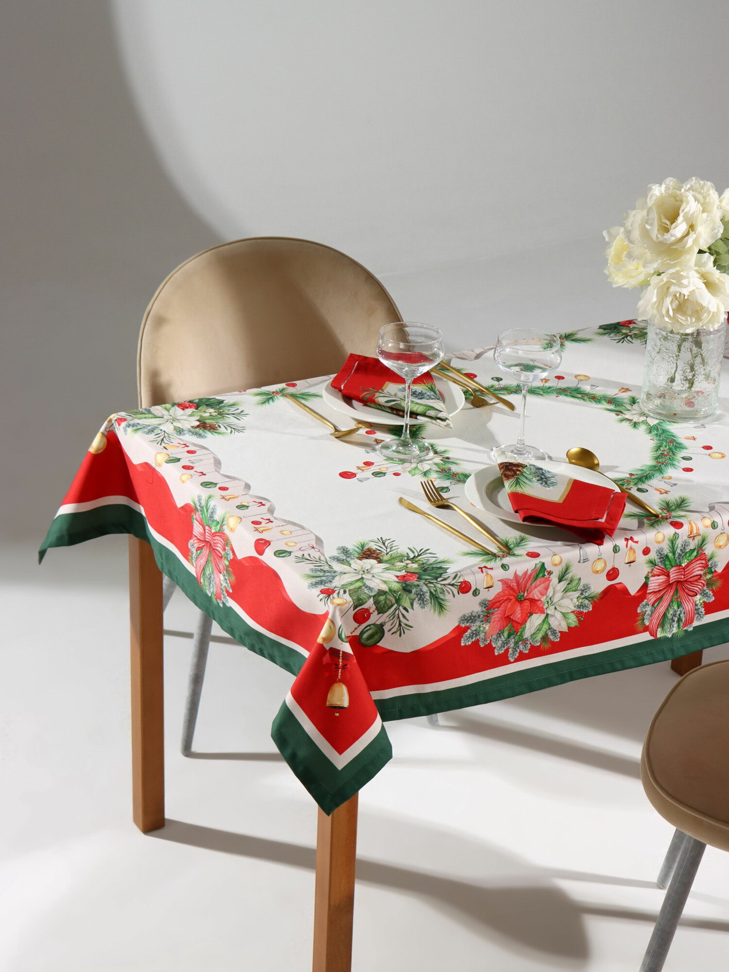 Набор новогодний "Этель. Рождественский венок": скатерть 110x150 см, с вгмо, салфетки 40x40 см, 4 шт.