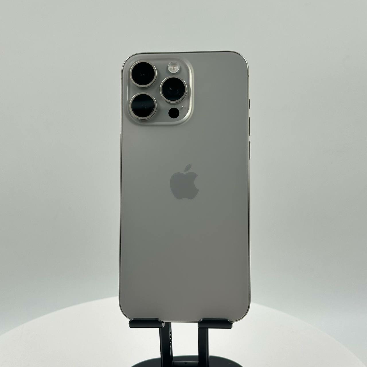 Смартфон Apple iPhone 15 Pro Max 512 ГБ, Dual: nano SIM + eSIM, натуральный титан