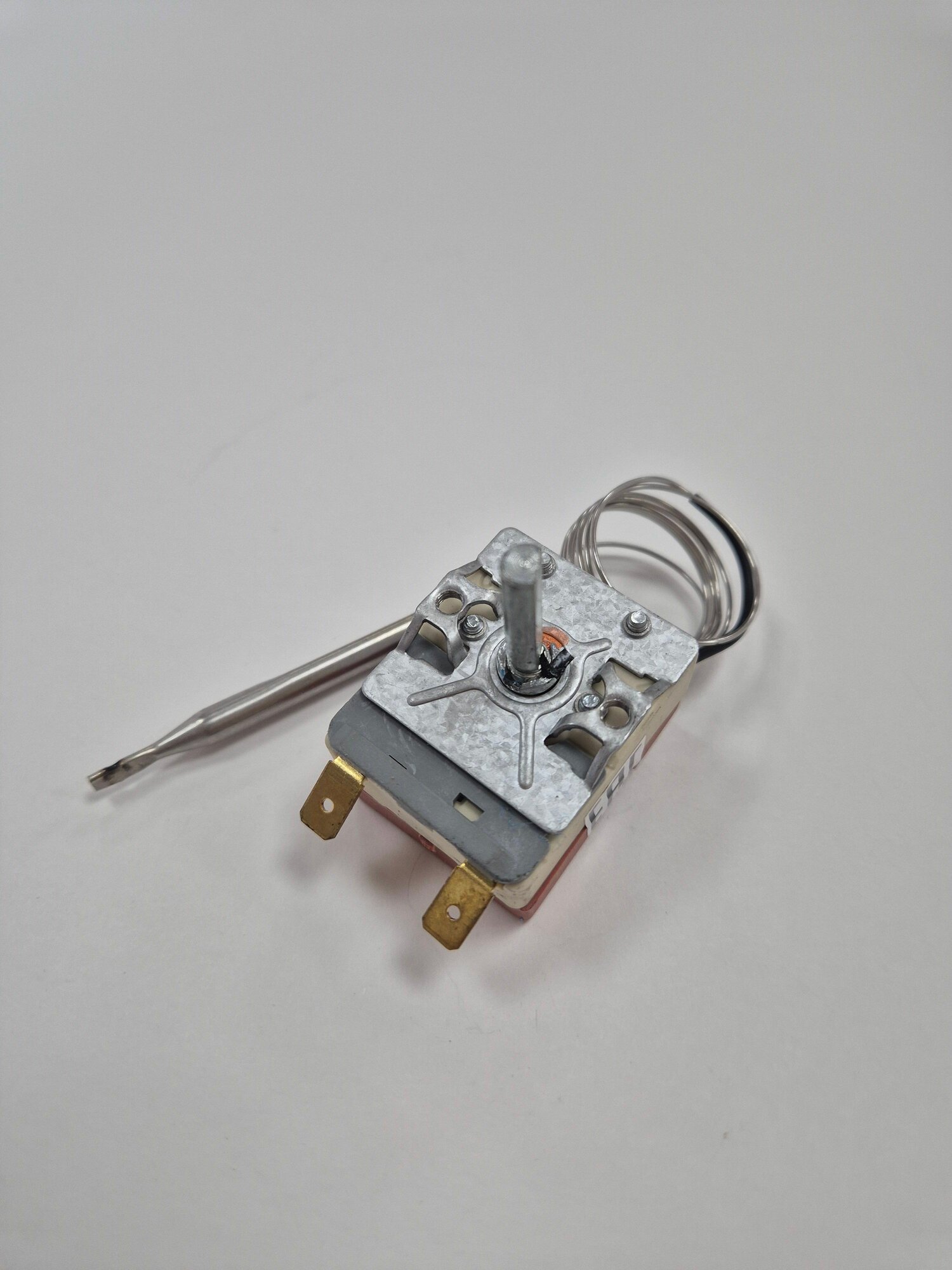 Терморегулятор для водонагревателя 0-85 гр.