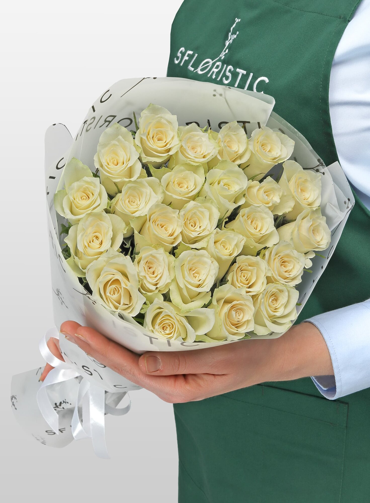 Букет из белых Роз Кения 60 см 25 шт «Снежный бархат»