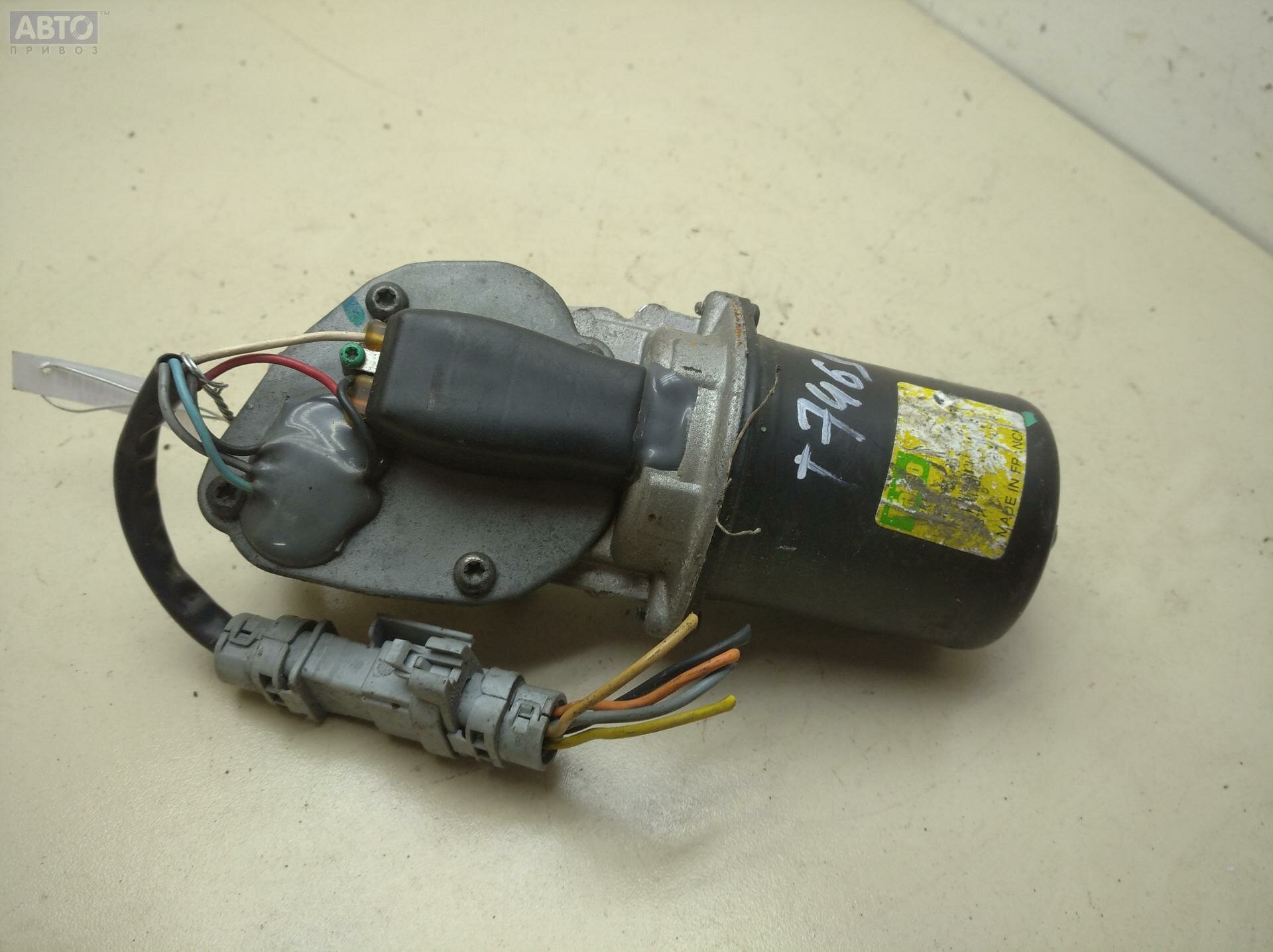 Двигатель стеклоочистителя переднего (моторчик дворников) Opel Movano A (1998-2010)