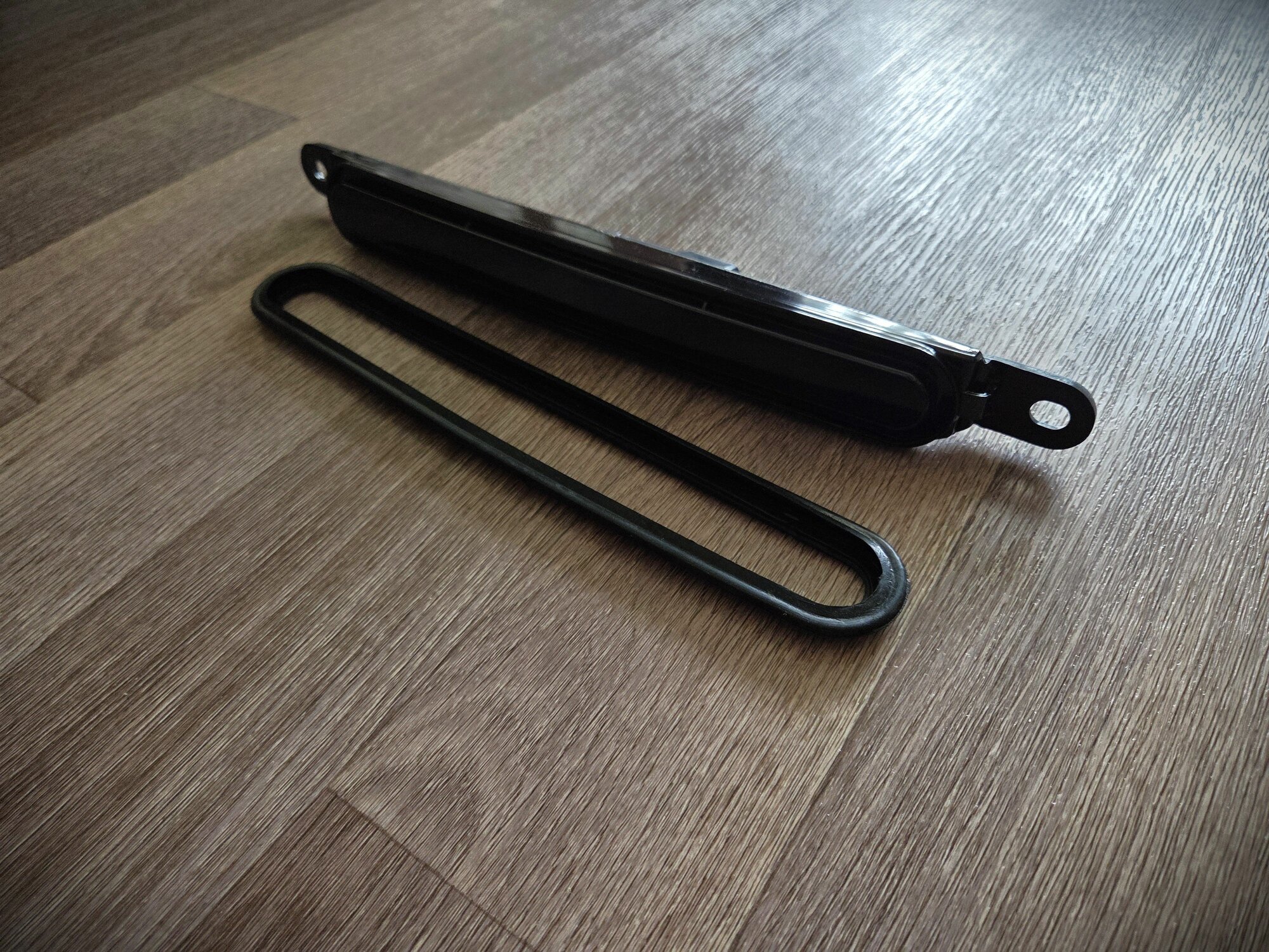 Фонарь дополнительного стоп-сигнала черный на Mitsubishi Lancer X Митсубиси Лансер 10, Evolution (2008-2016 г. в.), Галант Galant (2008-2012 г. в.)