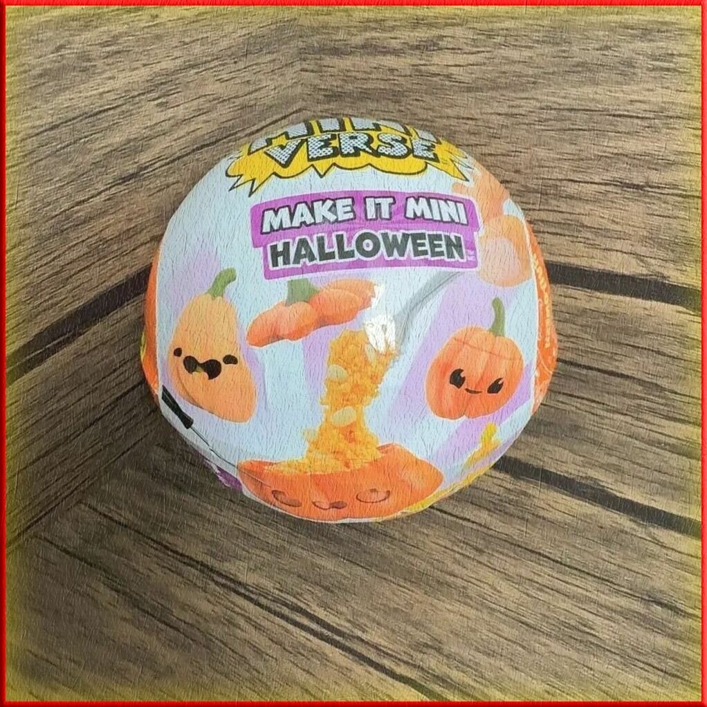 Эксклюзивная слепая коробка с игрушкой Miniverse Halloween Make It Mini предоставляется в количестве 1 штуки