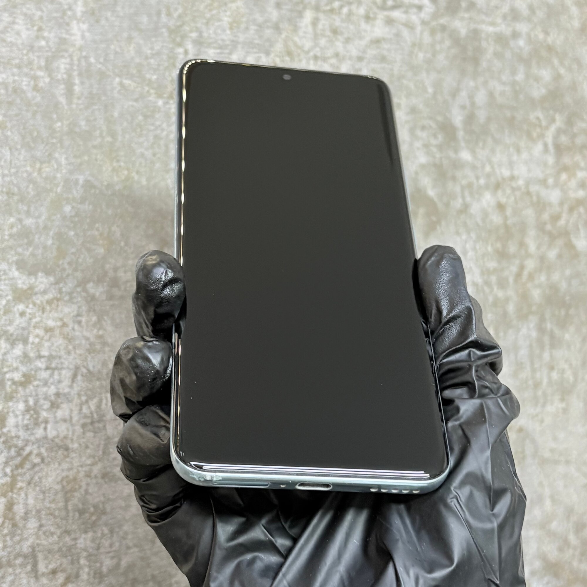 Дисплей для Honor 90 в рамке голубой снятый оригинал. Околоидеал (царапины на рамке)