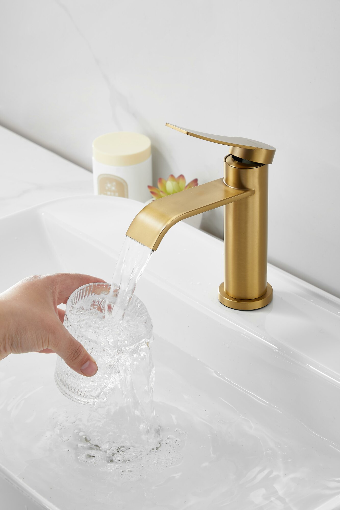 Смеситель BELZ B10812-5, для раковины, встраиваемый, рычажный, латунь