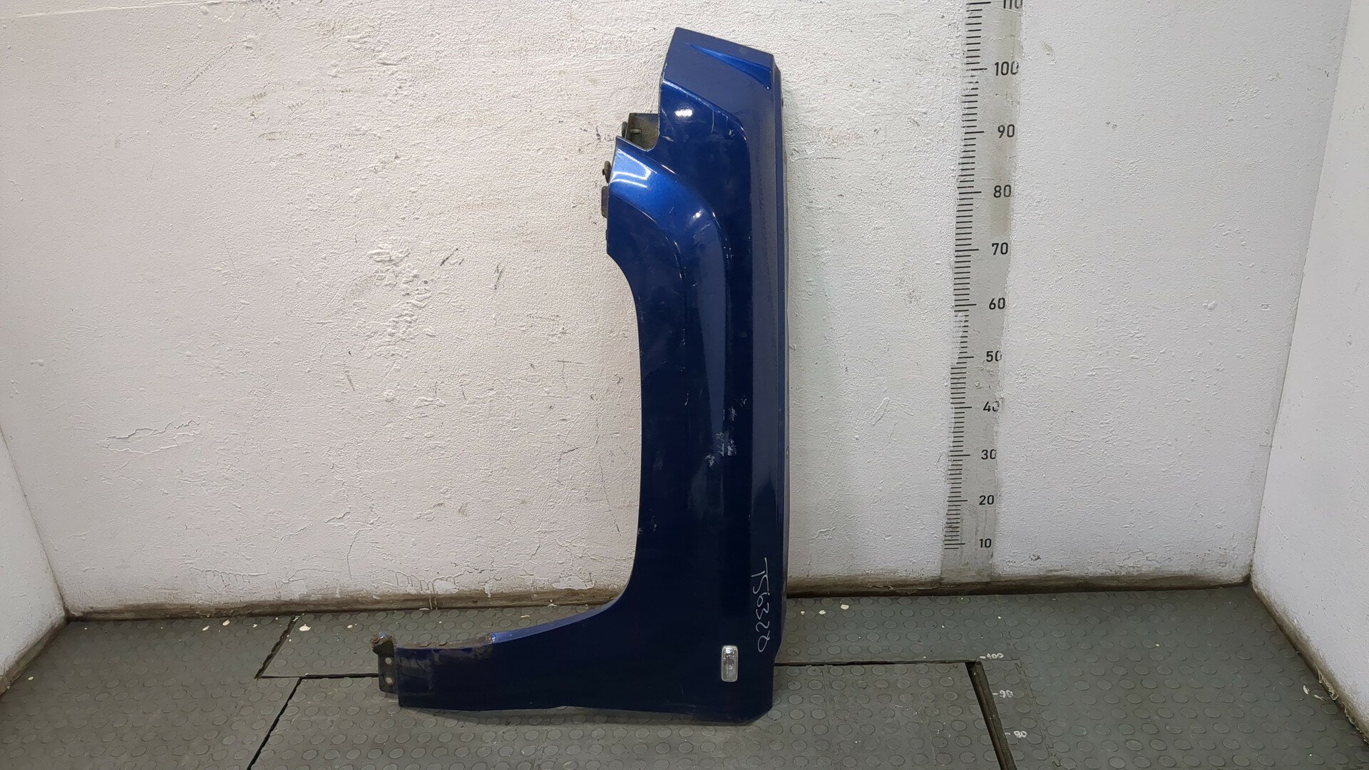 Крыло левое переднее Jeep Patriot Б/У