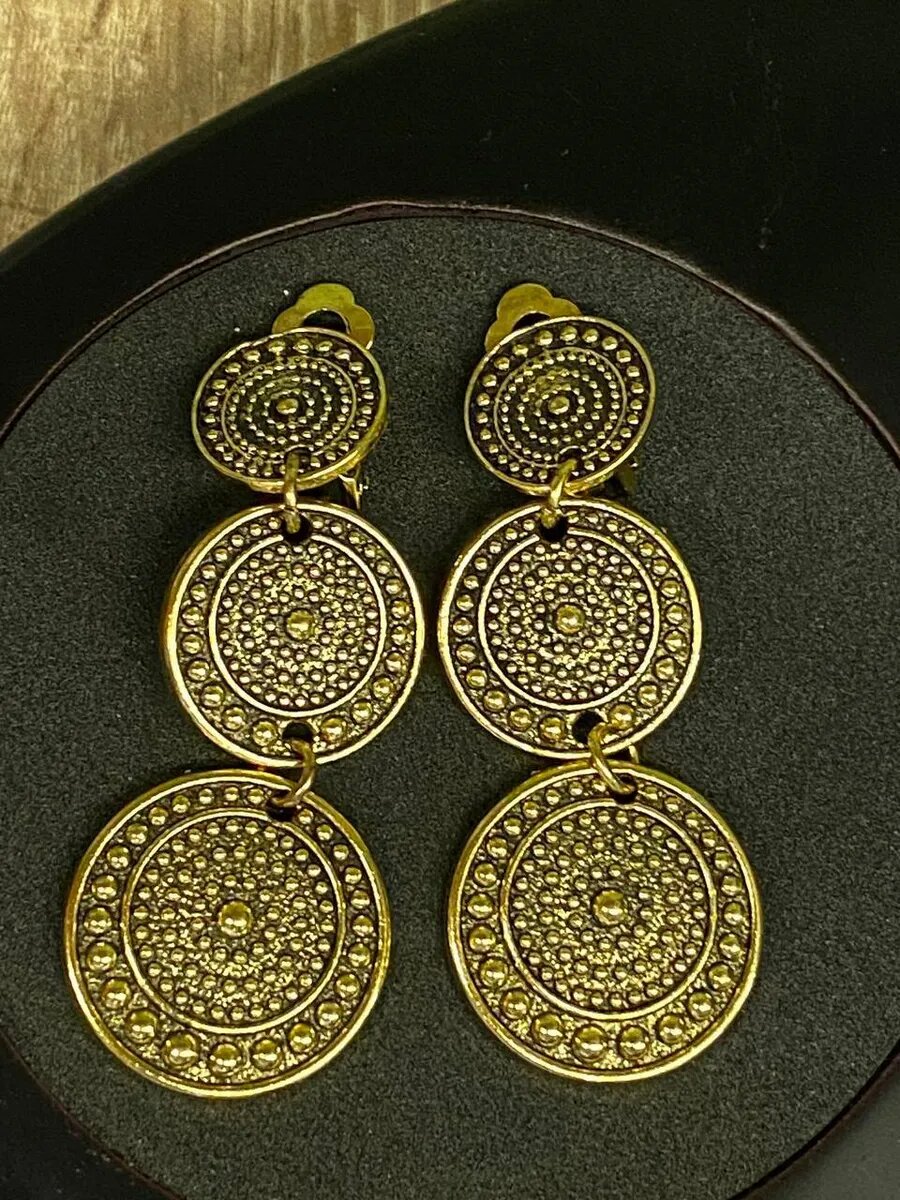 Клипса для имитации пирсинга