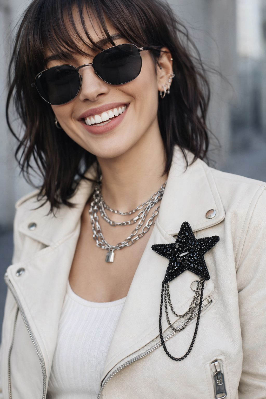 Брошь, стекло, кристалл, стразы