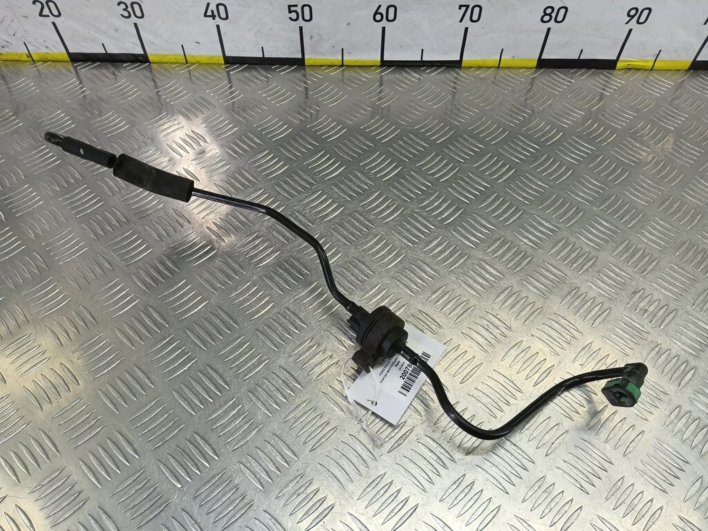 Клапан вентиляции топливного бака Б/У для FORD Focus III (2011—2015) 2012635