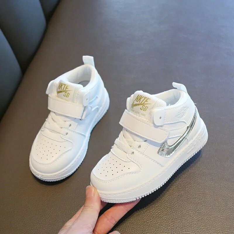 Кроссовки Любимые детские книги