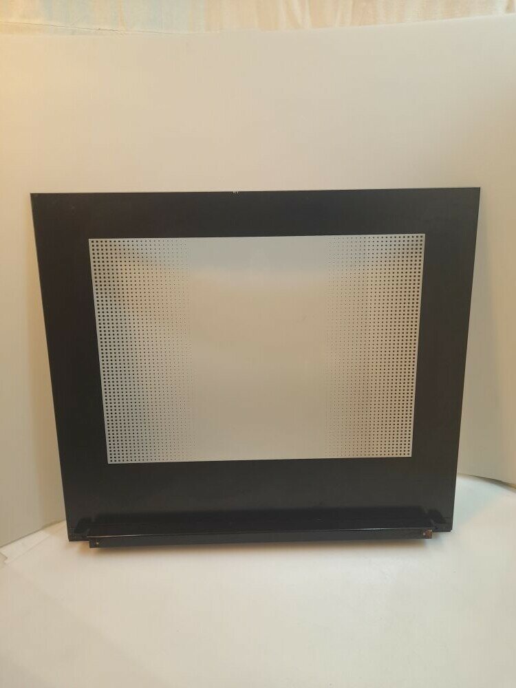 Стекло для духовки DARINA EM341406, внешнее, с металлическим креплением, 472x410x4 мм