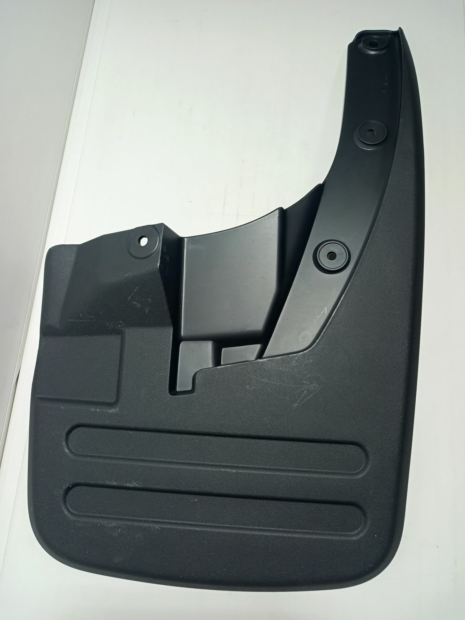 Брызговик передний правый JAC T6 [2.0 16V 6MT пикап 4X4 Turbo дизель] 5512241P3010