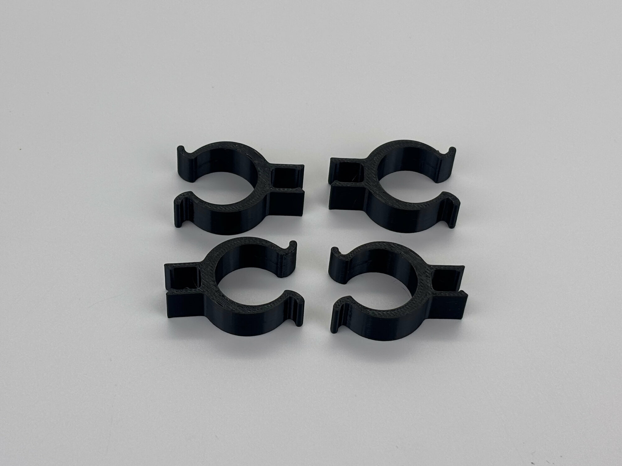 Кабельный зажим Gardena PowerMax Li-18/32 (для фиксации и крепления провода)