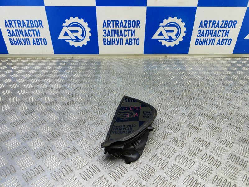 Б/У Стекло двери задней левой (форточка) Nissan Cefiro A33 / Ниссан Cefiro A33 VQ20DE 2000