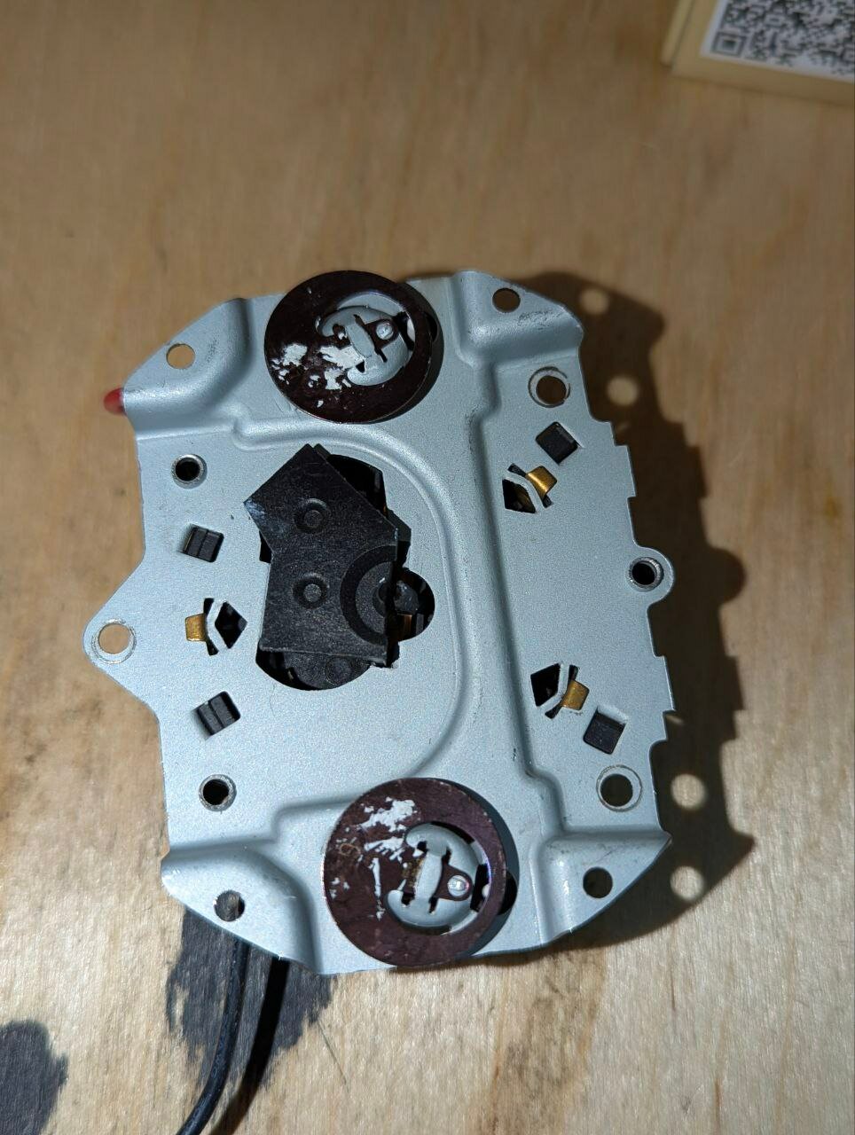 U6705 контакты чайника