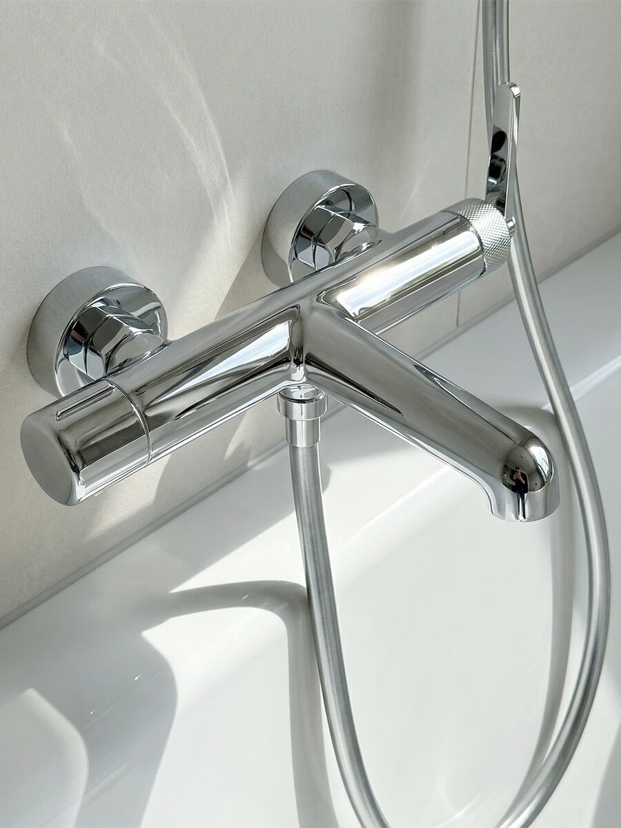Смеситель для ванны ESKO BG54 дизайнерский, латунь категории А, хром
