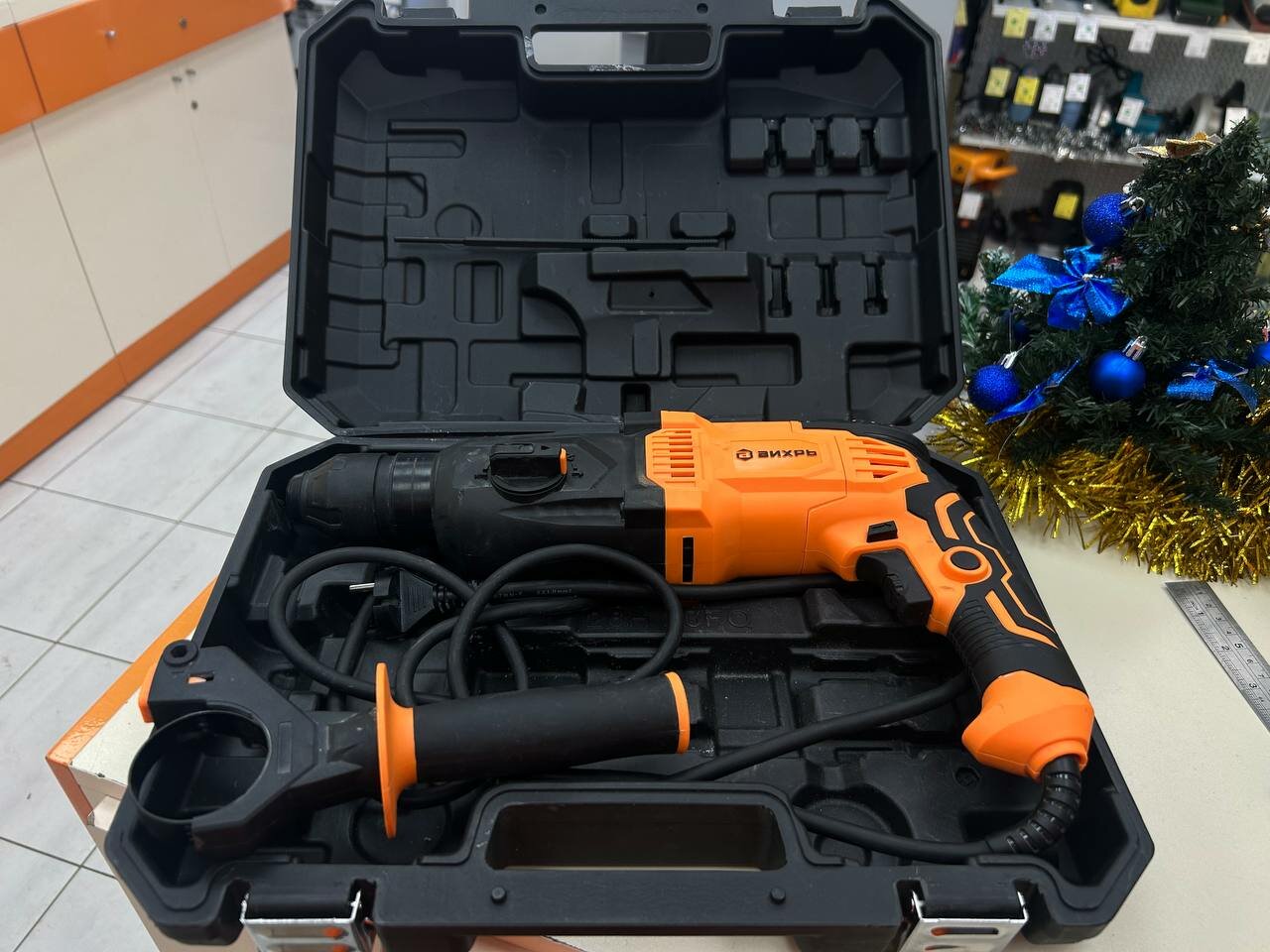 Перфоратор вихрь П-1000К, электрический, SDS-Plus, 1000 Вт, 5 Дж, 1100 об/мин, 4900 уд/мин, 3.4 кг, кейс, Б\У,Уценка