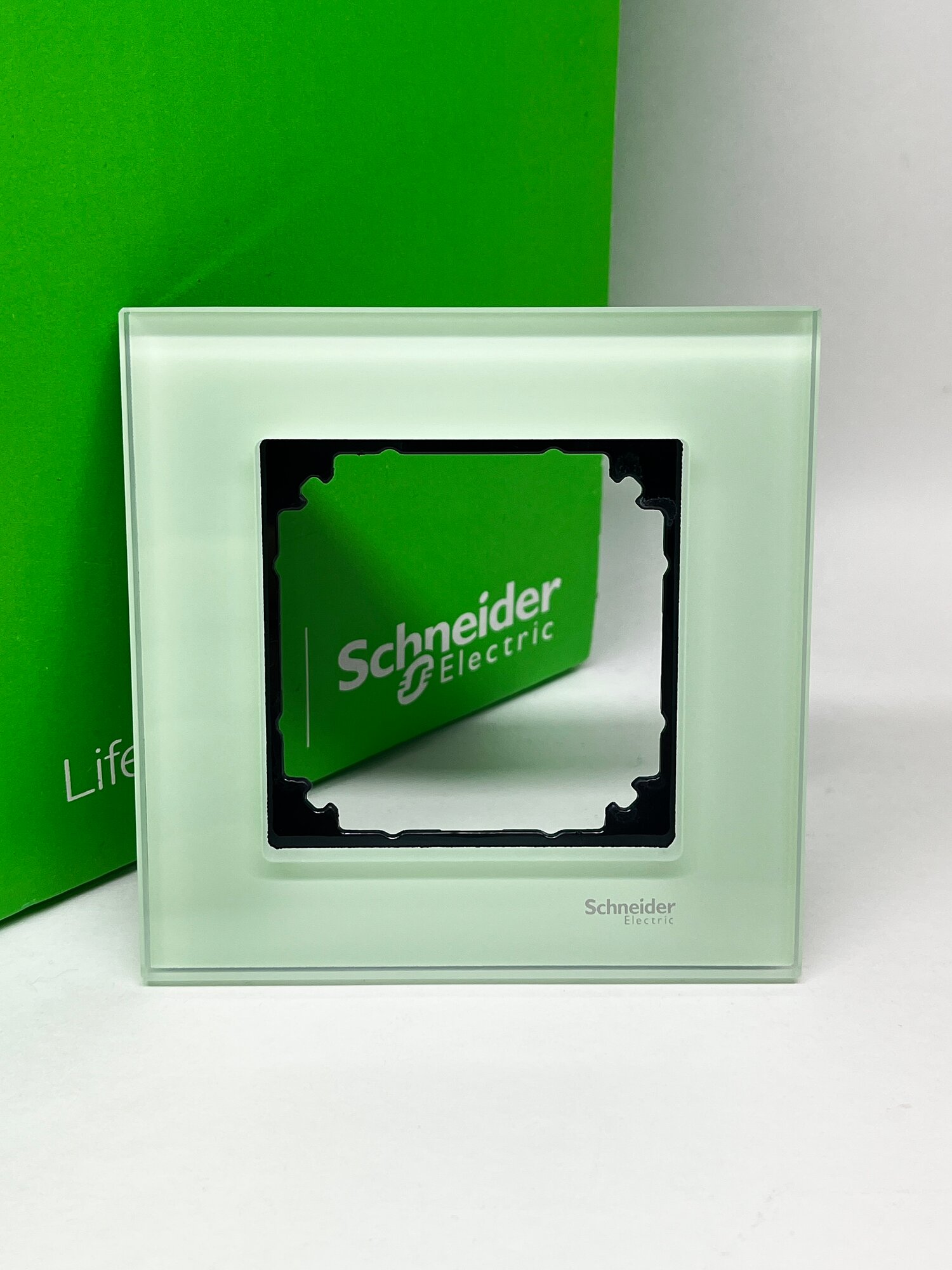 Рамка стеклянная 1 пост, изумруд, SM Schneider electric MTN404104 MERTEN M-Elegance