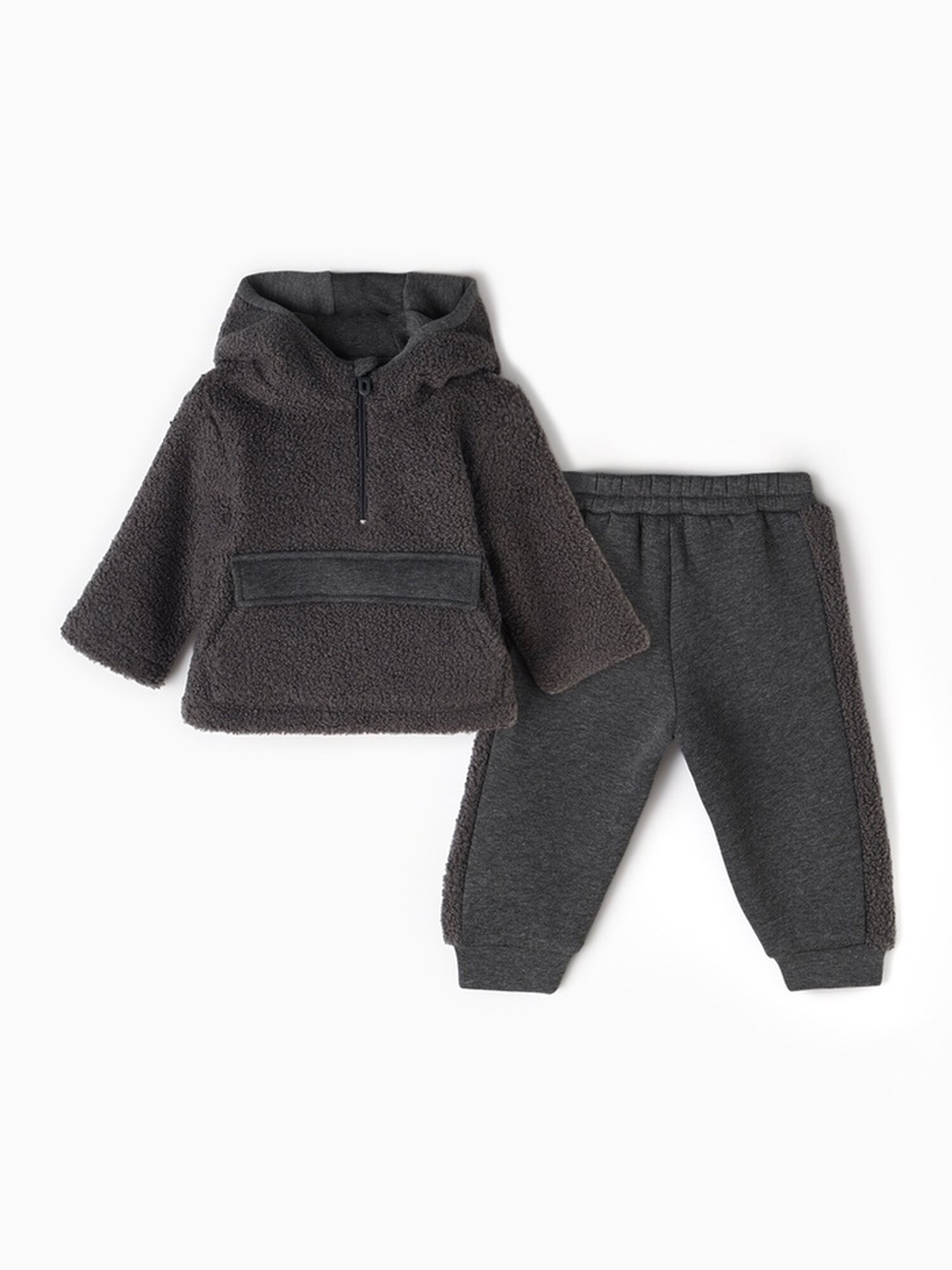 Комплект одежды