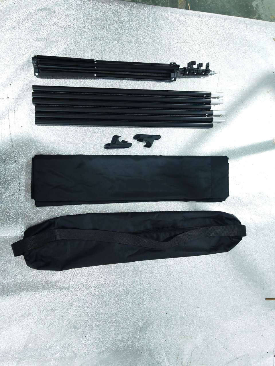 Комплект фона для фотографии с регулируемой Т-образной подставкой для фона 2x2 м + черный фон 2x2 м. Комплект фона для черного экрана с сумкой для хранения для фотостудии. Потоковое видео в прямом эфире. Запись портретной фотографии.