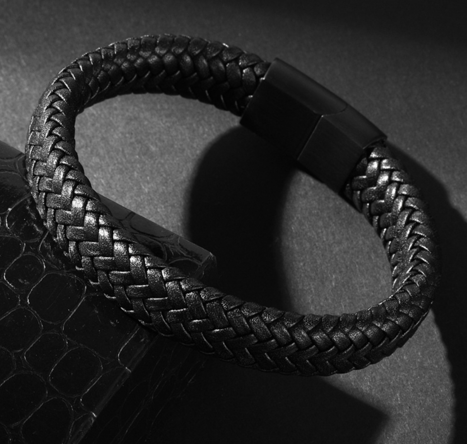 Плетеный браслет, металл