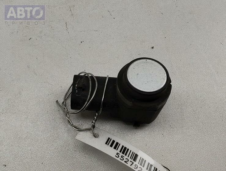 Датчик парковки (парктроник) передний Volkswagen Golf-6