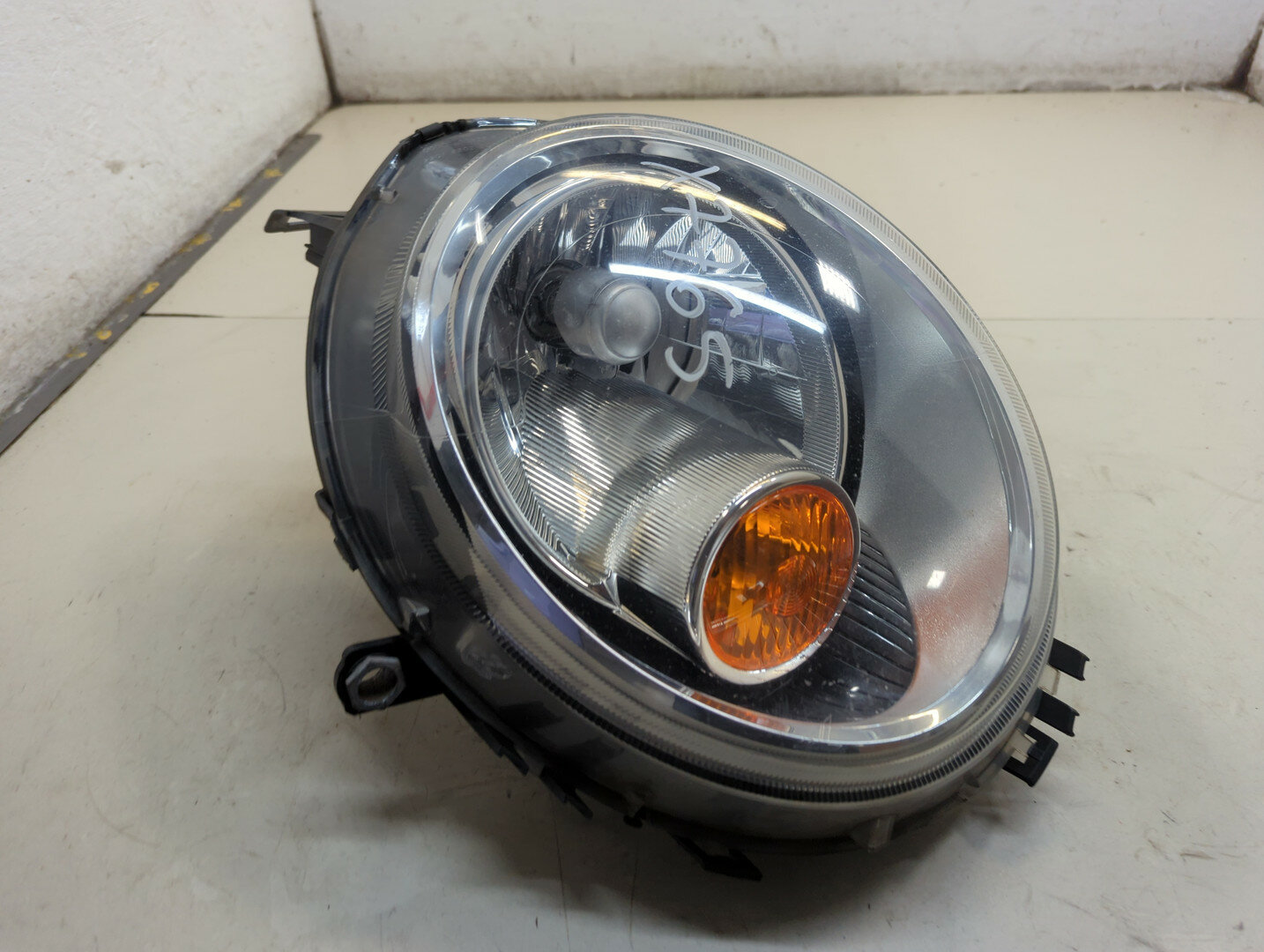 Фара (передняя) правая Mini Cooper (R56/R57) Б/У