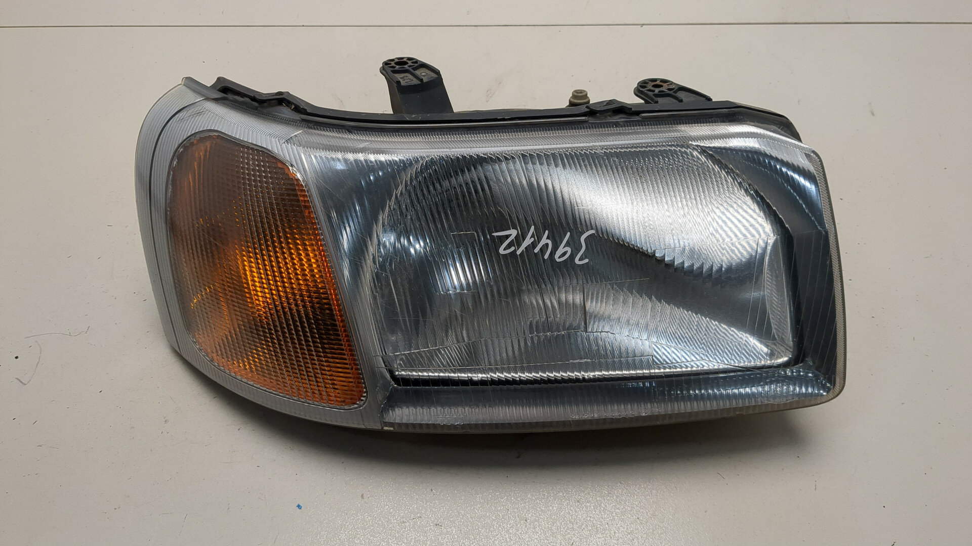 Фара (передняя) правая Land Rover Freelander 1 Б/У