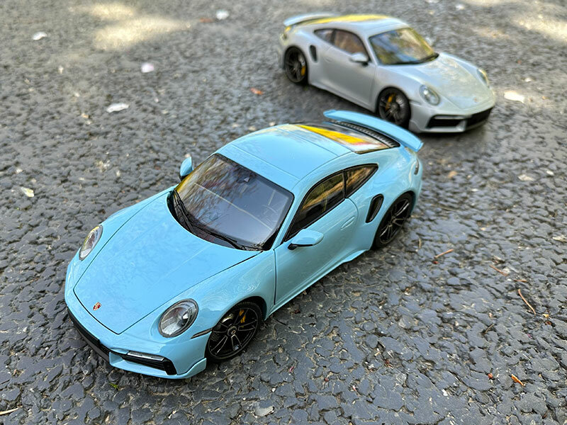 Машинка Minichamps 1:18 Порше 911 992 turboS Модель легкосплавного автомобиля