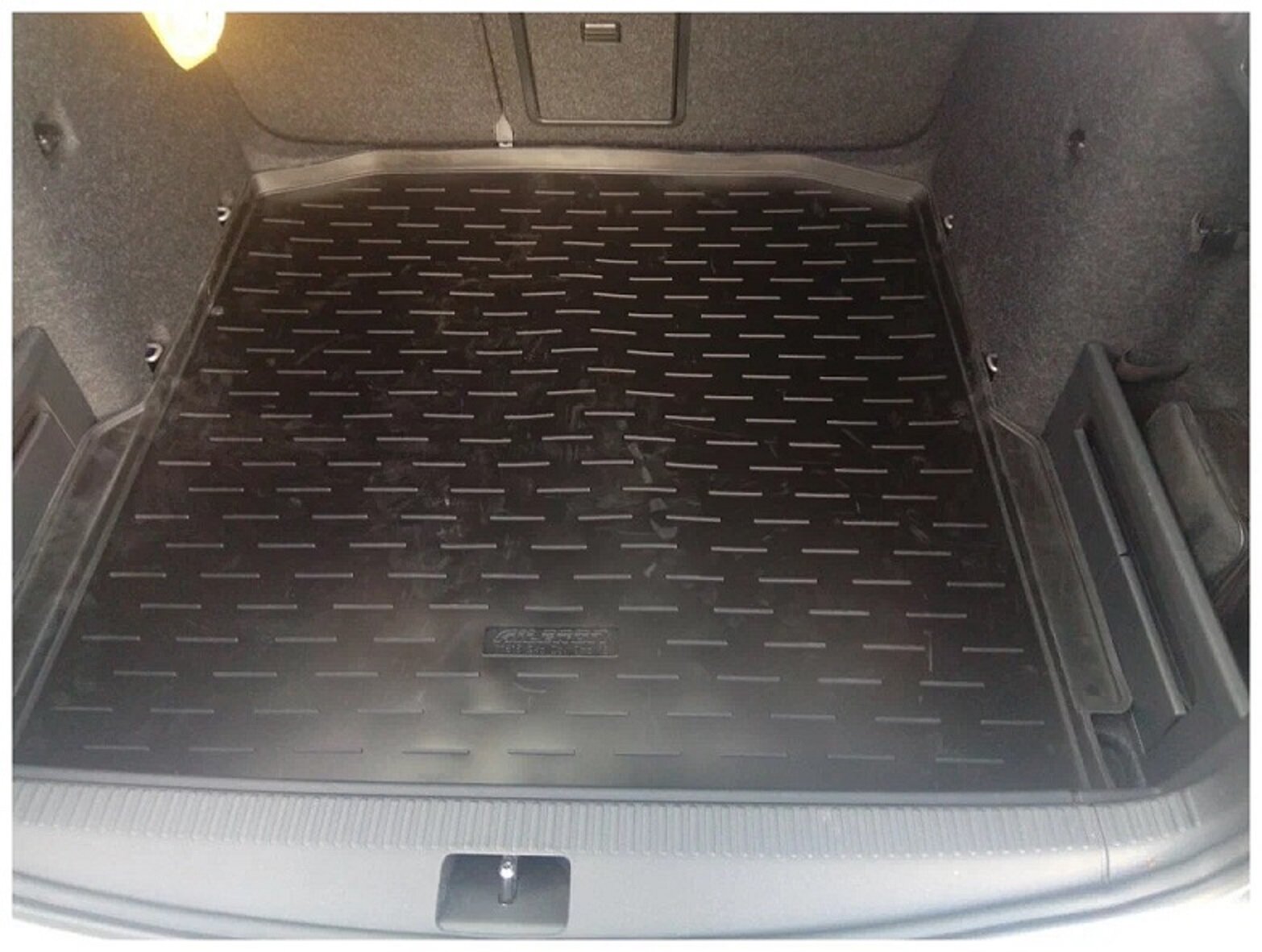 Skoda Octavia (A5) Combi/Scout (2004-, 2008-2013)модельный коврик в багажник*