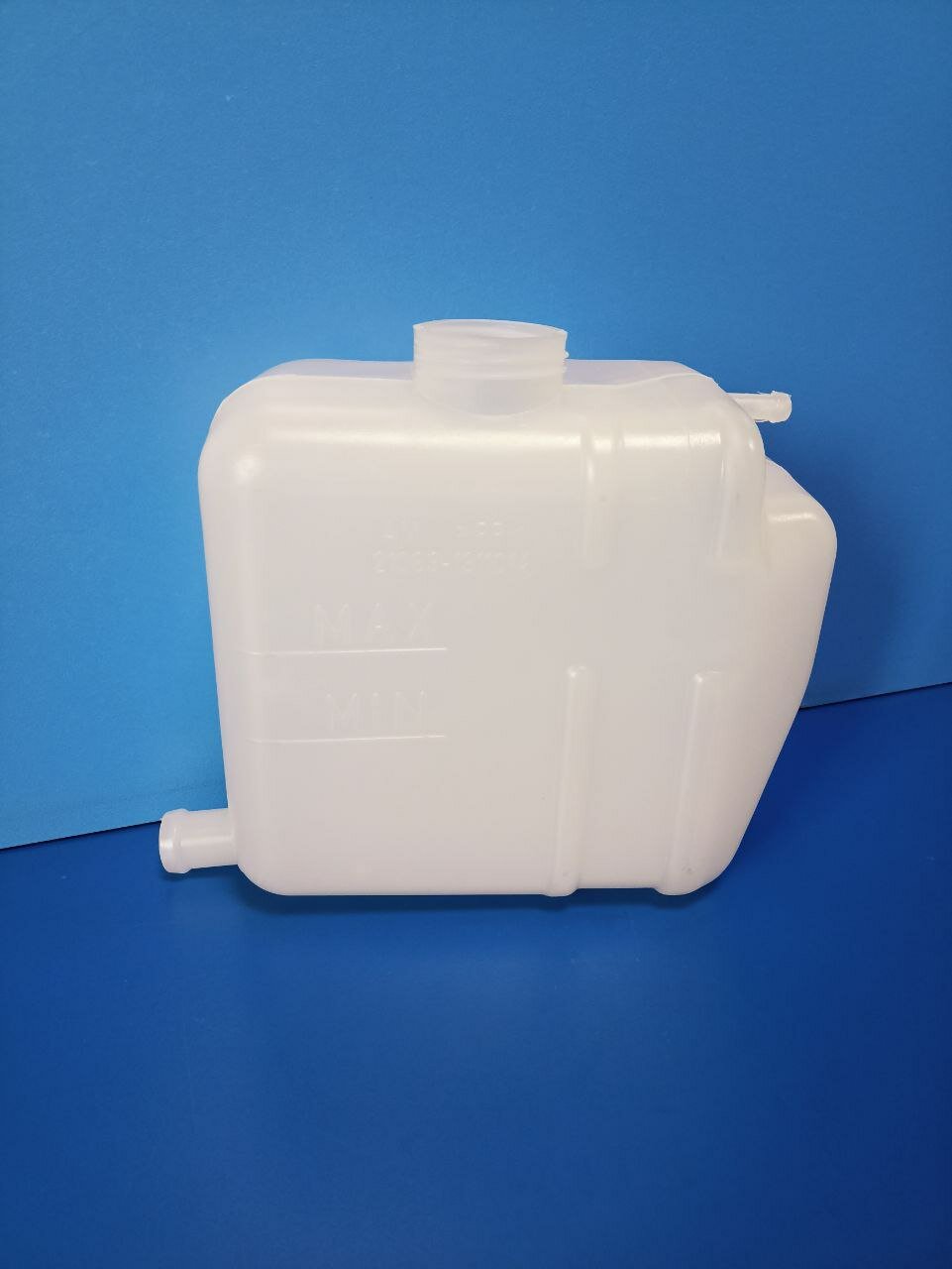 Бачок расширительный "UAD" для автомобилей ВАЗ 2108-099 Premium