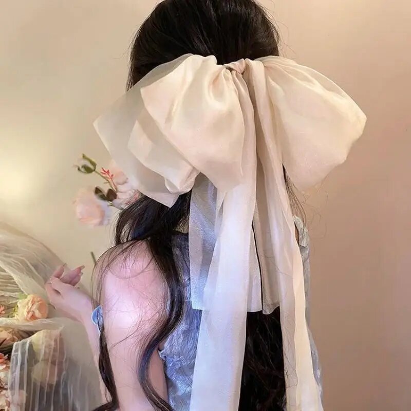 Корейские заколки с бантом White