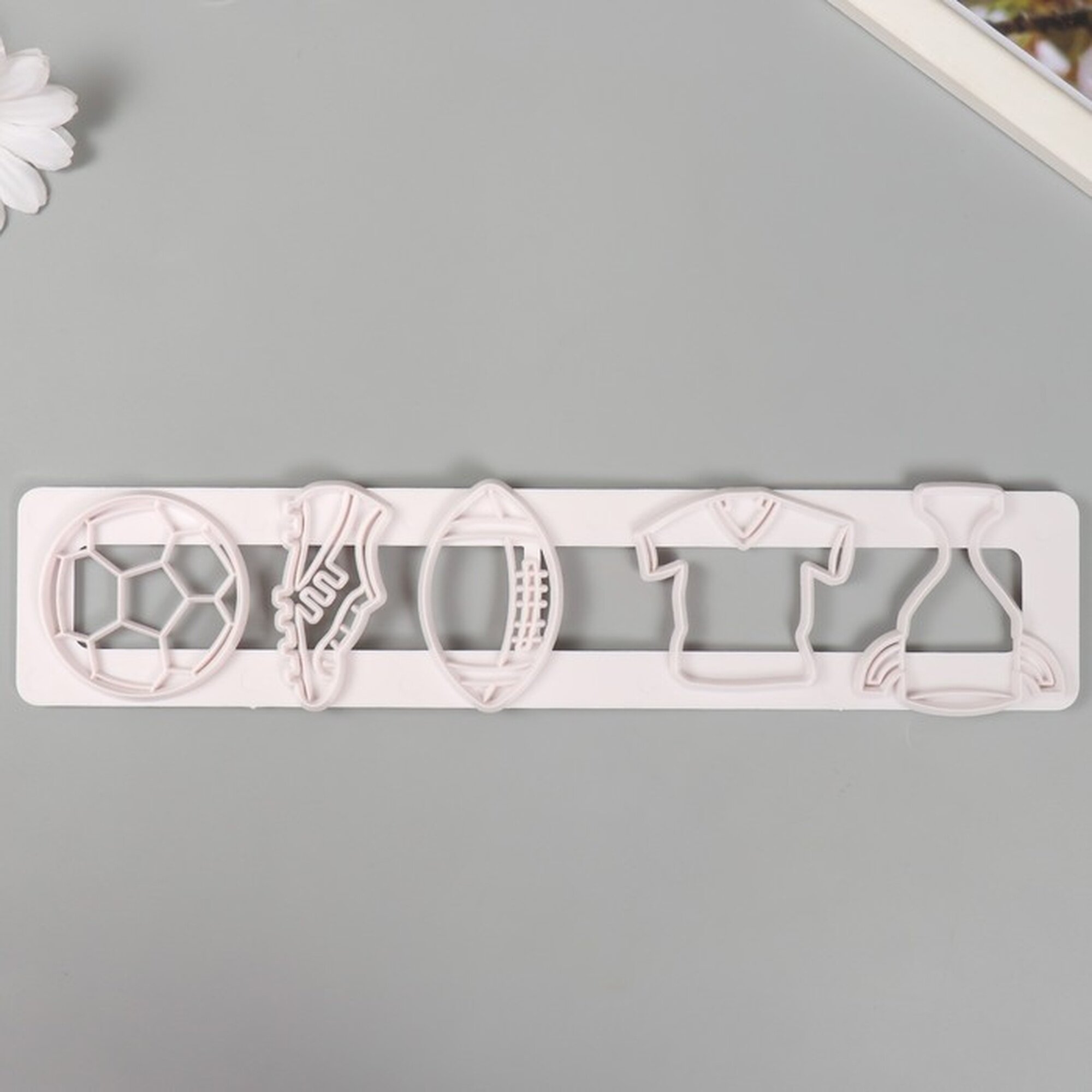 Каттер Сима-ленд "Спорт", для полимерной глины, пластик, белый, 5,2x25,2x0,7 см