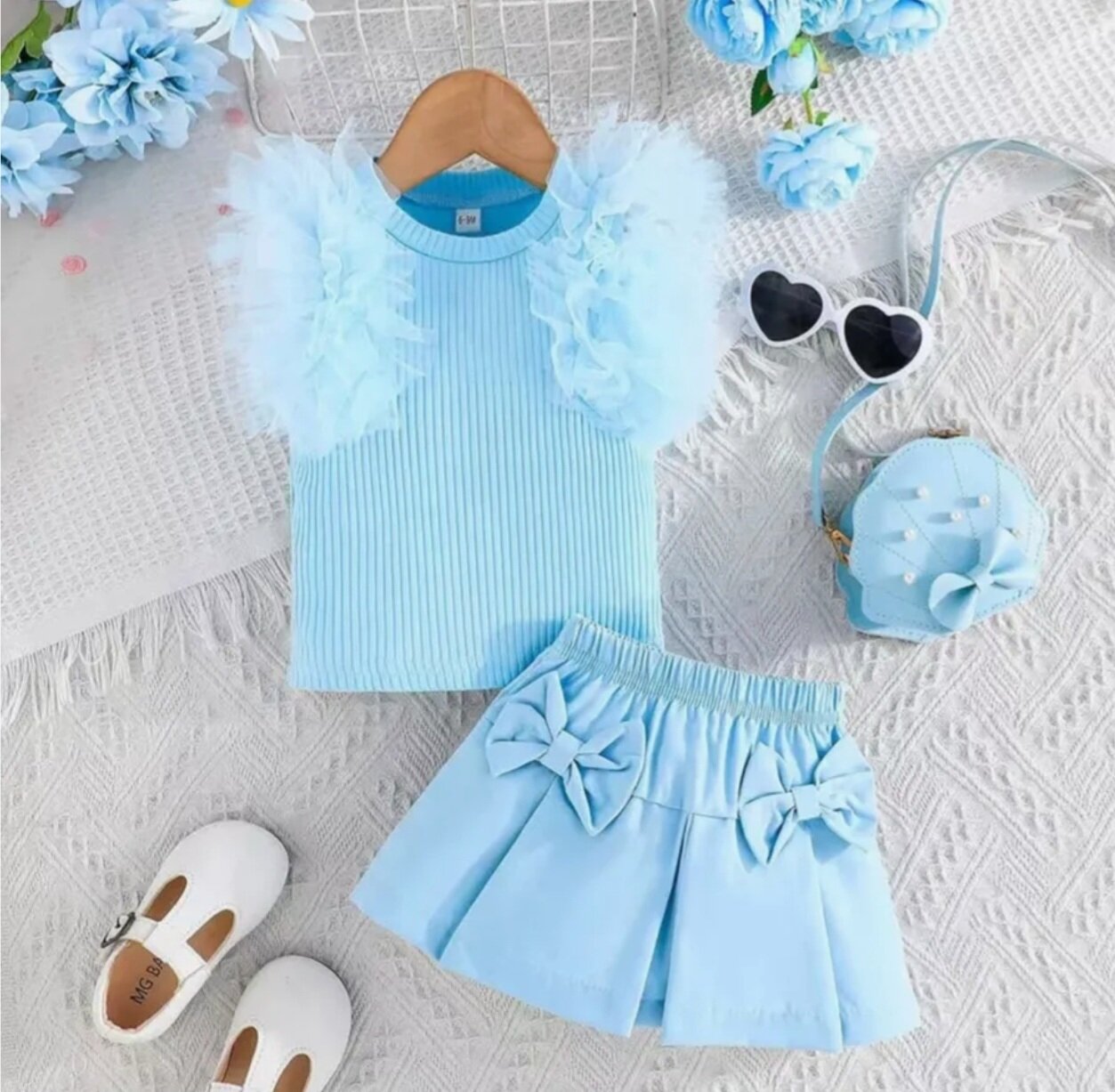 Комплект одежды