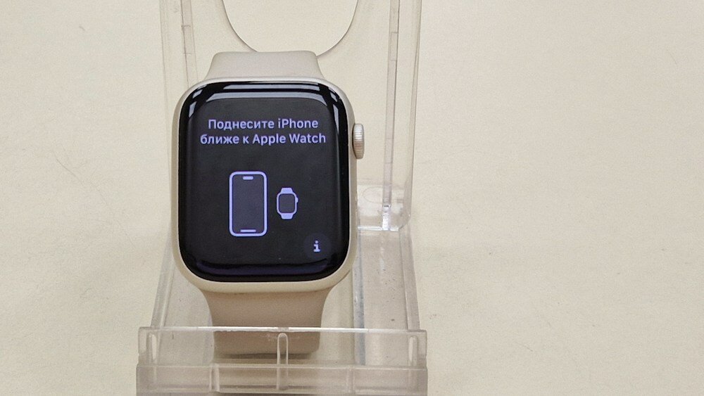 Смарт-часы Apple Watch Series 8 45mm Starlight Aluminium Case with Starlight Sport Band M/L, б/у, уценка