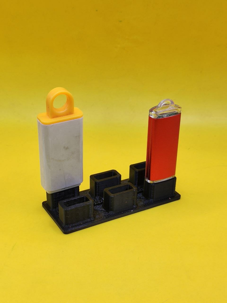 Кейс-органайзер для хранения USB флешек