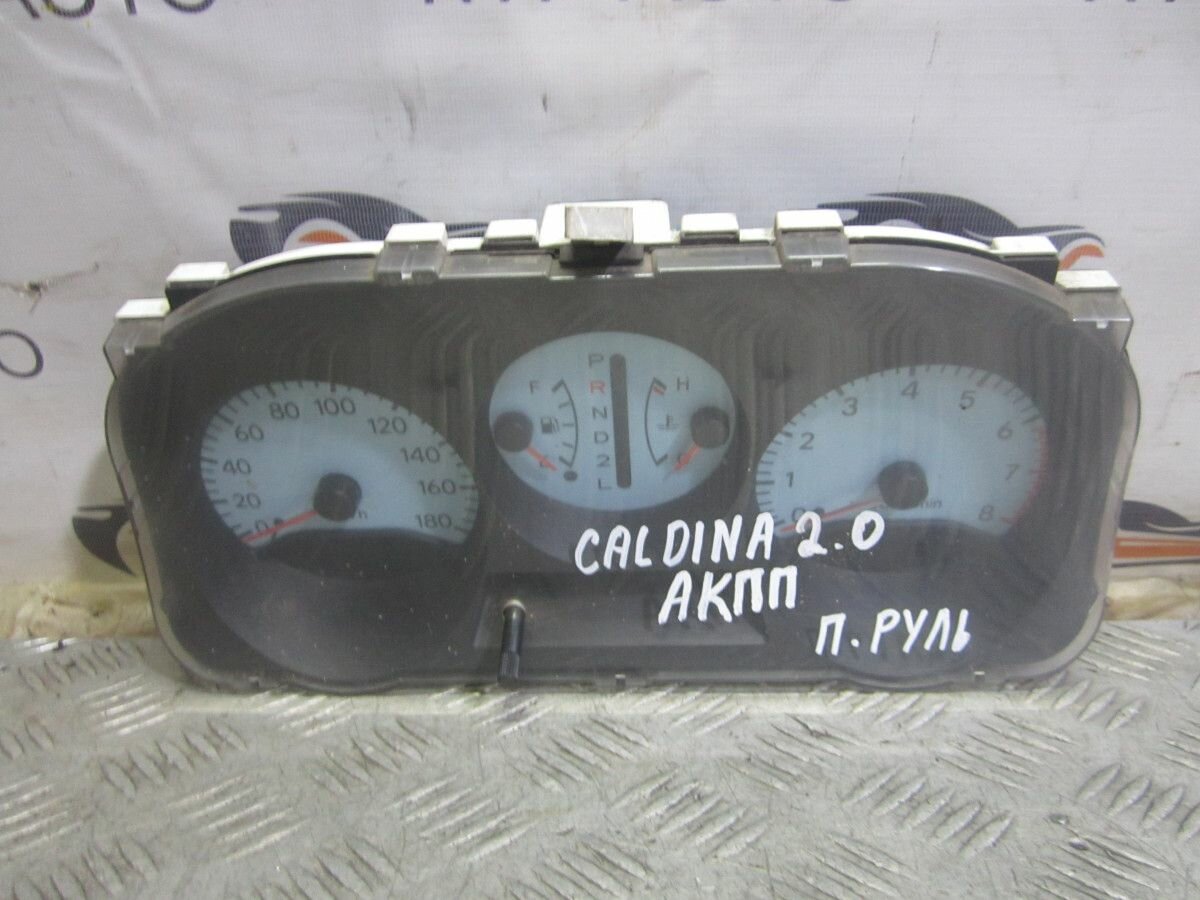 Панель приборов Toyota Caldina T190 2.0 1992-2002 8380021190