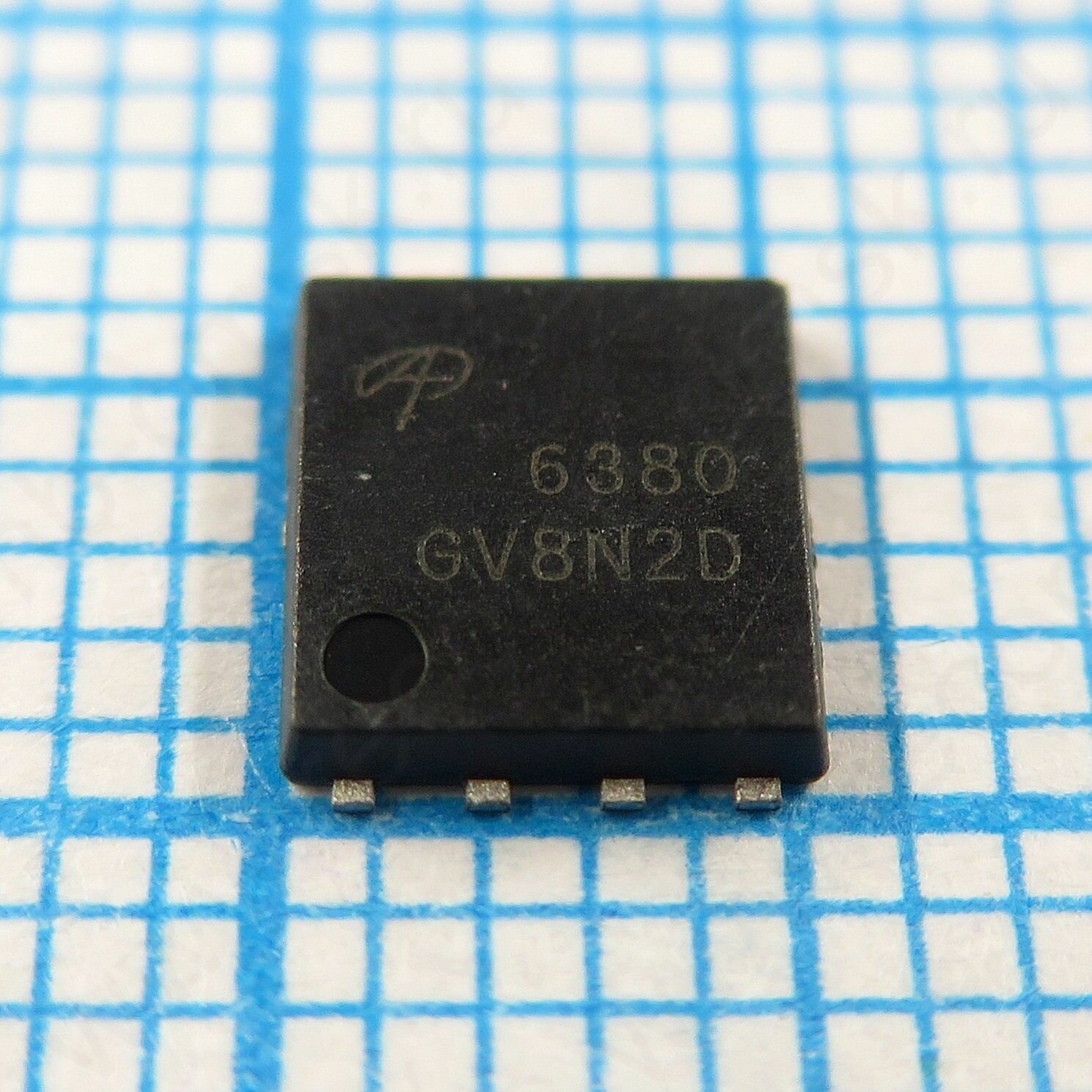 AON6380 6380 30V 24A - N-канальный MOSFET-транзистор.