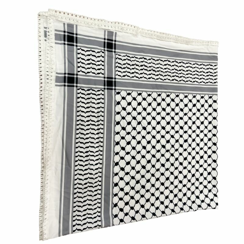 Шемаг с кружевной отделкой