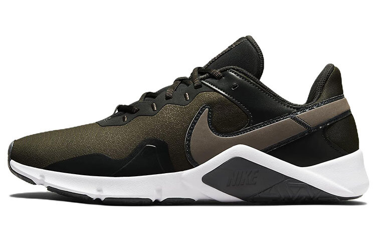 Кроссовки Legend Essential