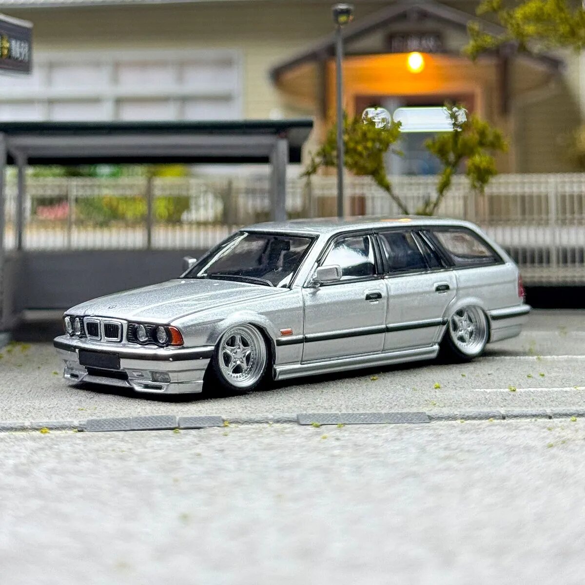 Mortal 1:64 BMW E34 Touring Легковая модель автомобиля