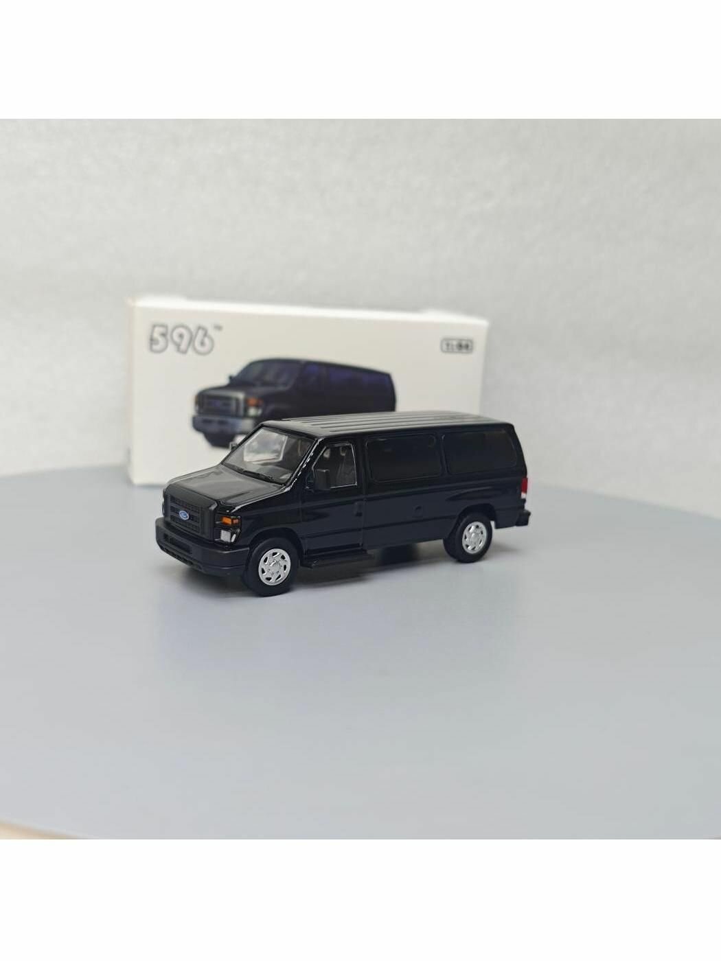 Машинка 596 1/64 Ford E-Series Vans Black Die-cast Alloy Car Model Collection Toy Gift