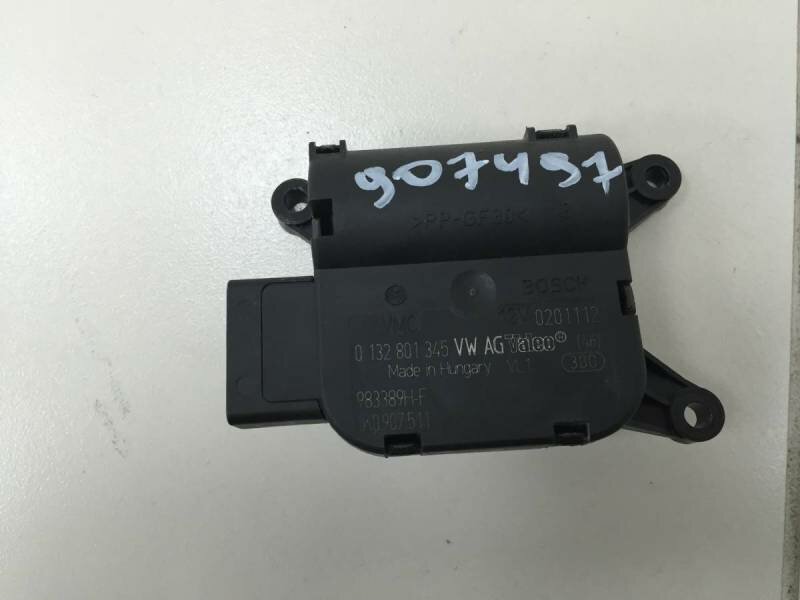 Моторчик заслонки печки Volkswagen Golf 6 5K 2009-2013