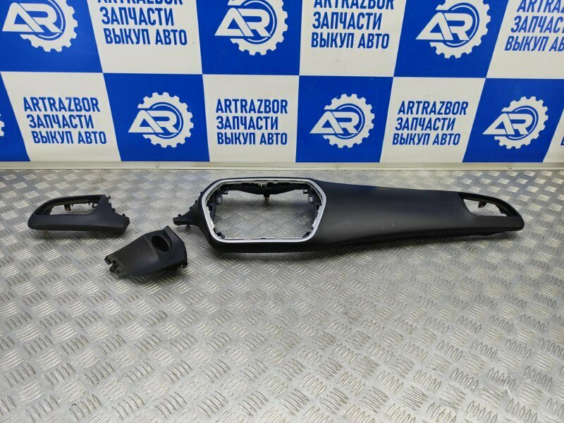 Б/У Накладка торпедо Suzuki Sx4 / Сузуки Sx4 1.6 M16A 117 Л.С 2014